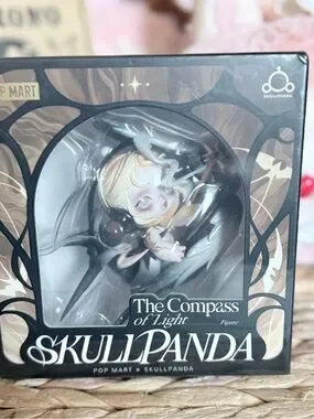 POP MART | Other | Pop Mart Skullpanda The Compass Of Light Figure ...